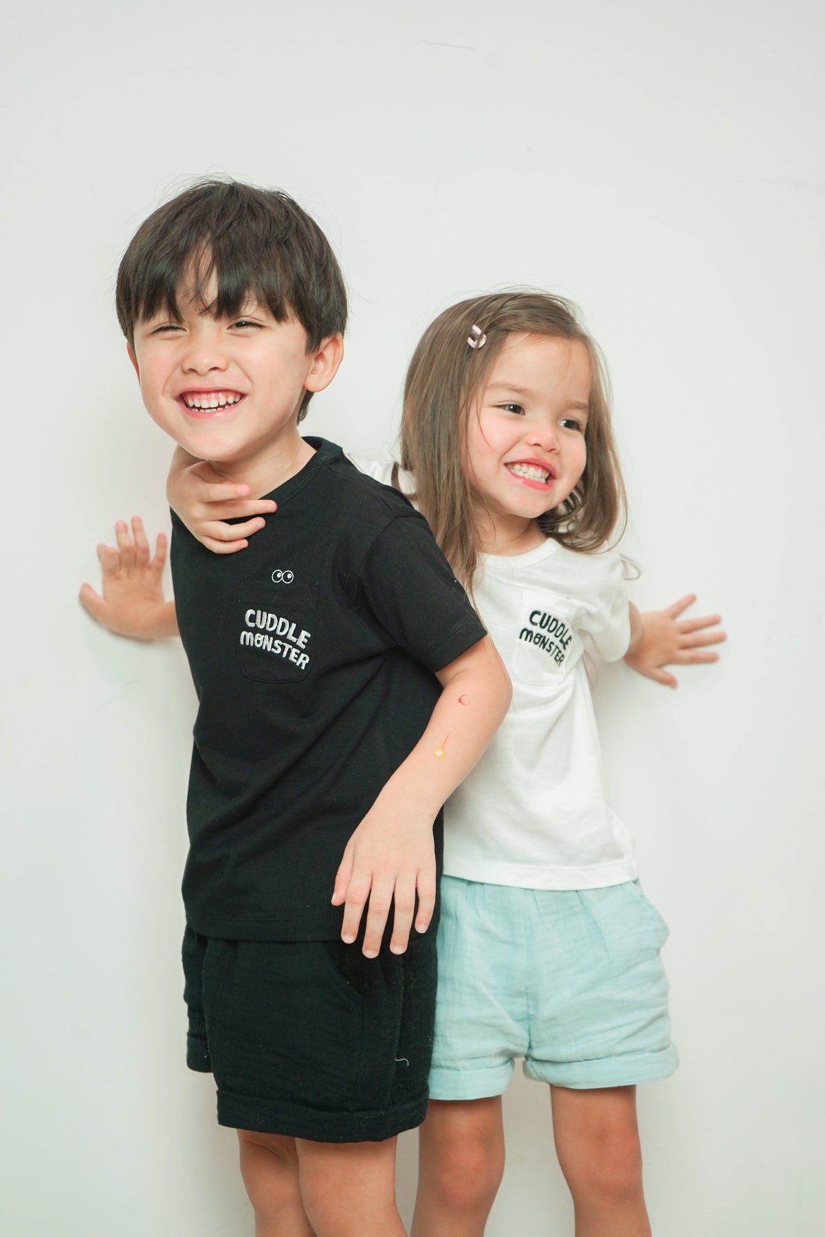 Embroidered Pocket Tees– Duxton